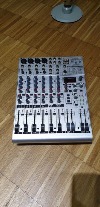 Mixer Behringer eurorack UB 1204FX-PRO