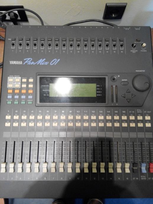Mixeta Yamaha promix 01