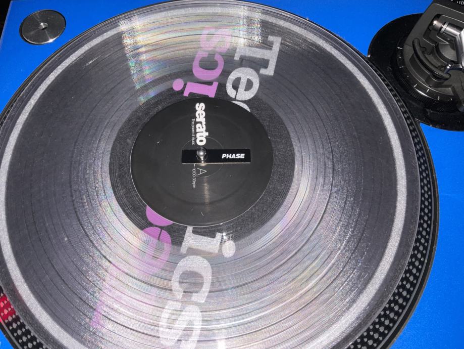 MWM Phase Essential wireless controler za digital vinyl system