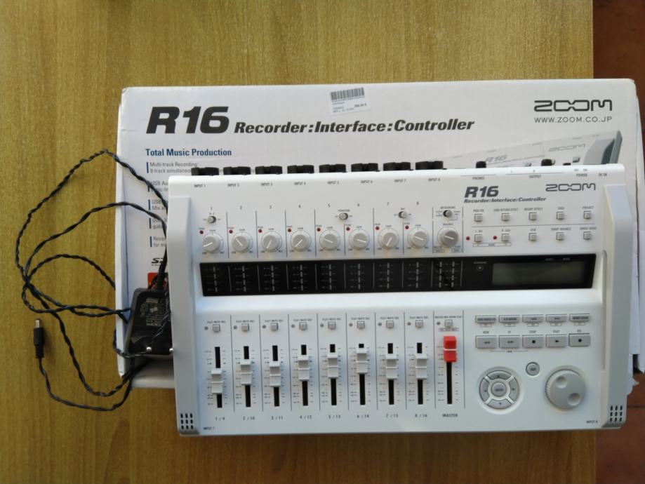 p/m Zoom R16 - multitrack recorder USB audio interface i mikser