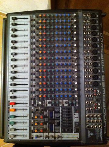 Prodajem miksetu BEHRINGER PMP 5000