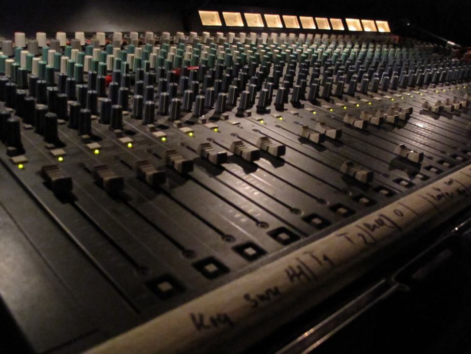 yamaha m2000 mixer + side rack