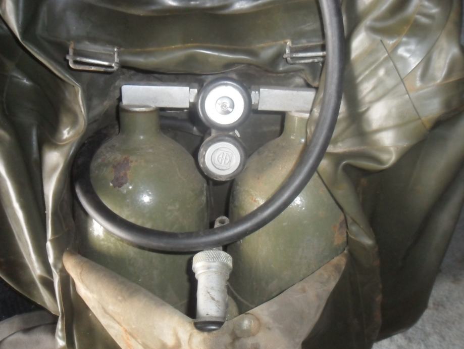 boce za kisik - komplet JNA iz tenka-vintage--zamjene za starine