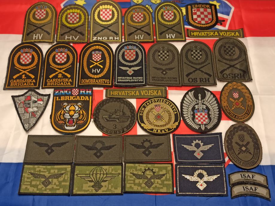 HV amblemi i činovi