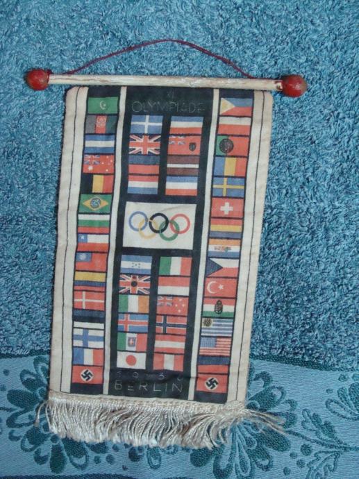 SLUŽBENA ZASTAVA OLIMPIJSKIH IGARA BERLIN 1936 - ORIGINAL