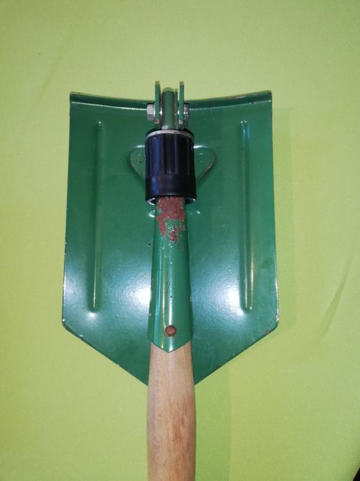 VOJNI AŠOV-LOPATICA