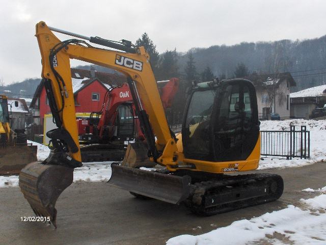 BAGER JCB 8085
