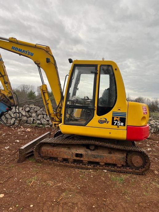 Komatsu Pc 75