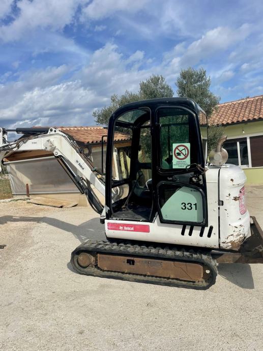 BOBCAT 331 (2004)