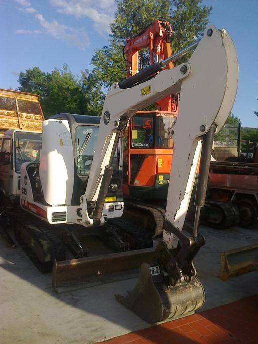 BOBCAT 335