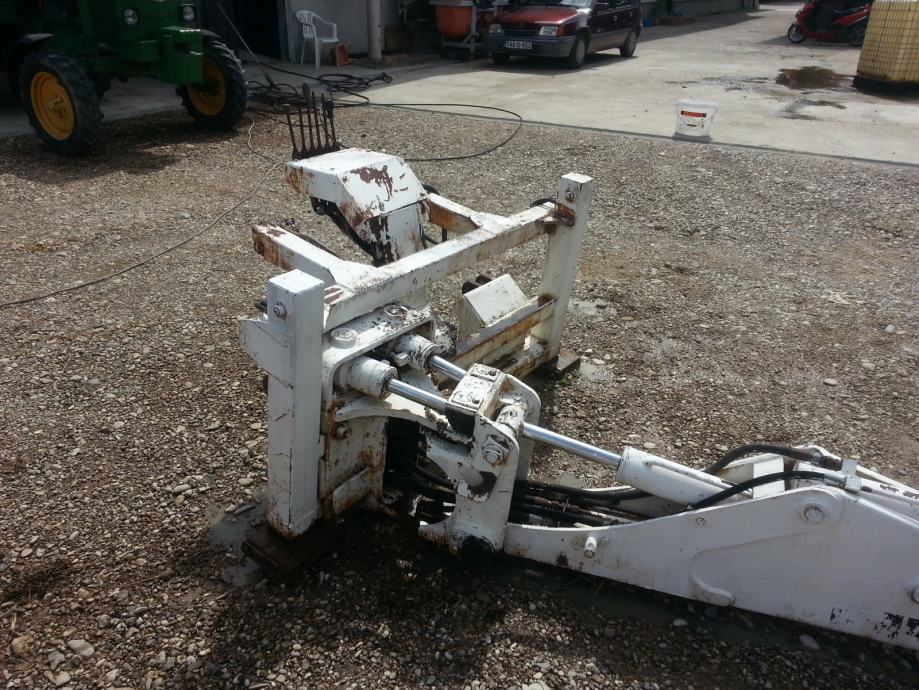 bobcat cat ruka bager mini