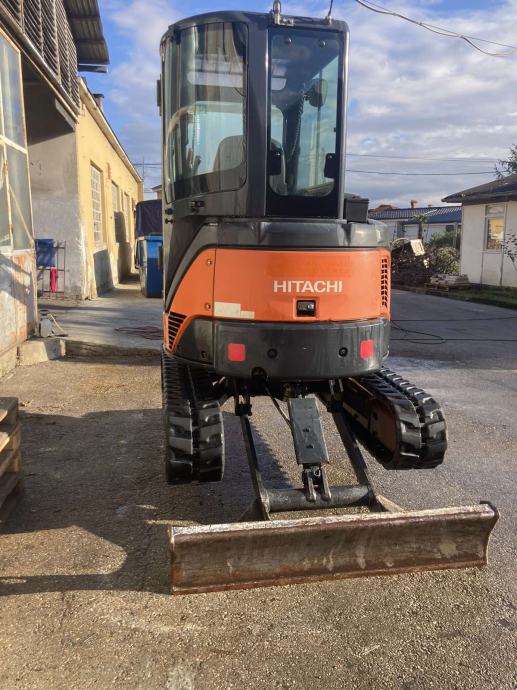 HITACHI 30U-2