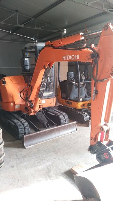 HITACHI Bager
