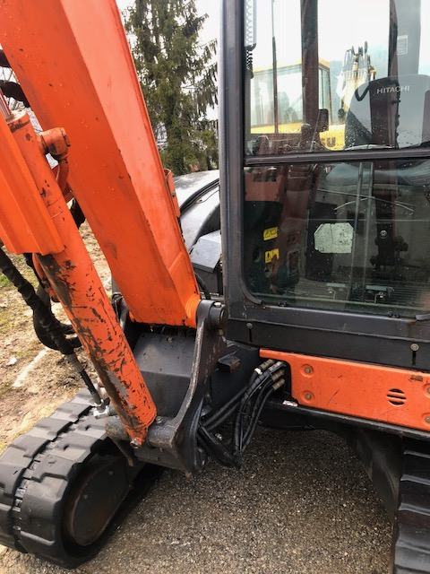 HITACHI ZAXIS-40U