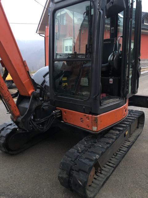 HITACHI ZAXIS-40U