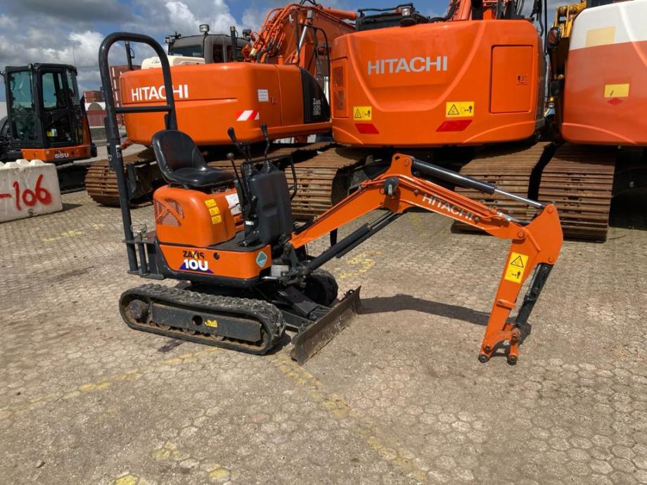 HITACHI ZX10U-6 PREMIUM RABLJENI MINI BAGER