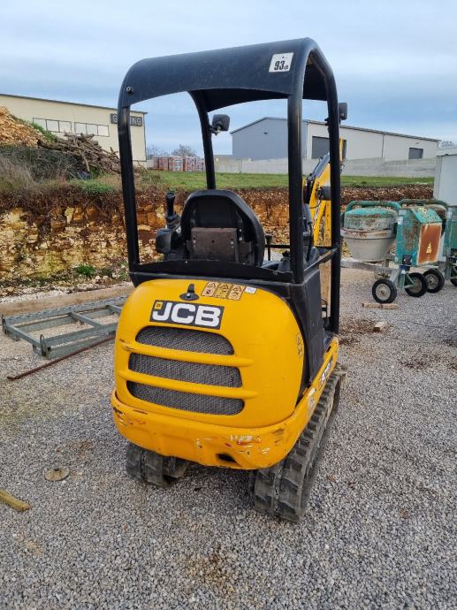 JCB 8018