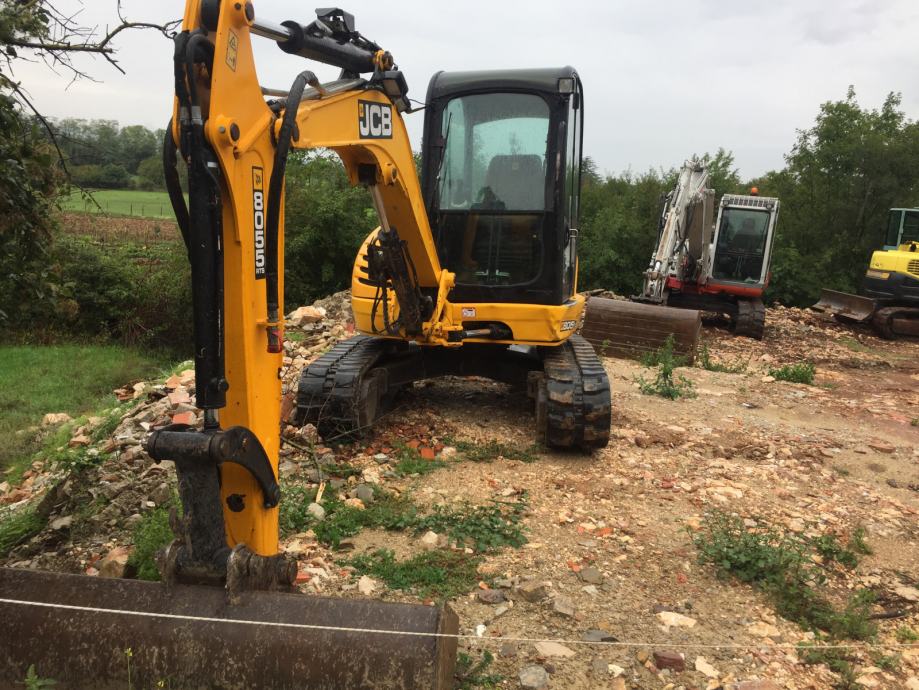 Jcb 8055