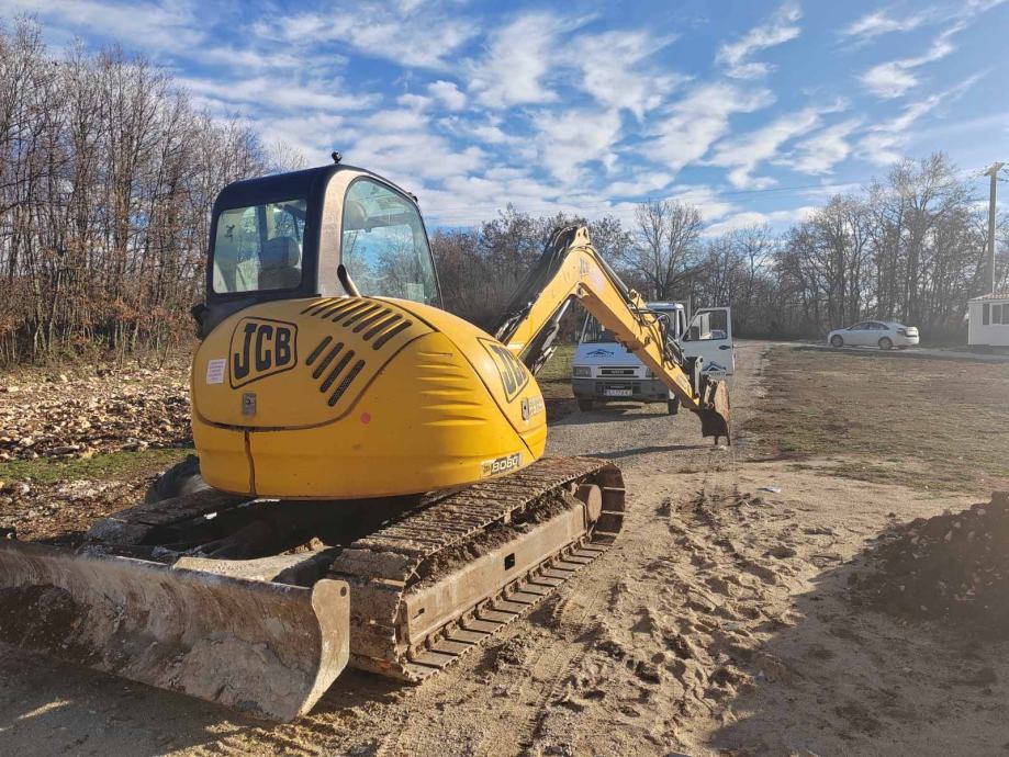 Jcb 8080