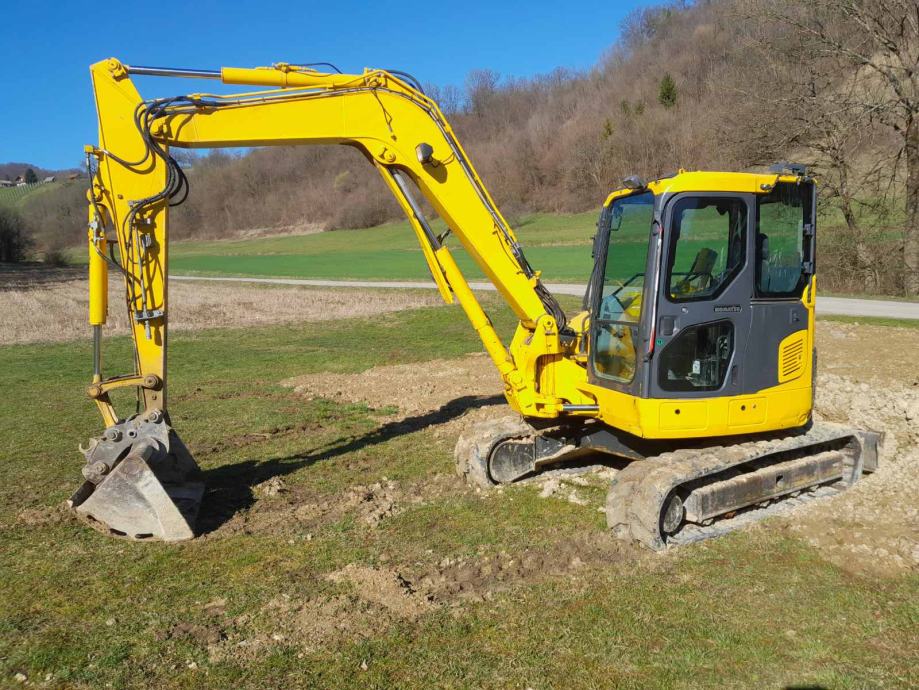 KOMATSU PC 88 MR-8