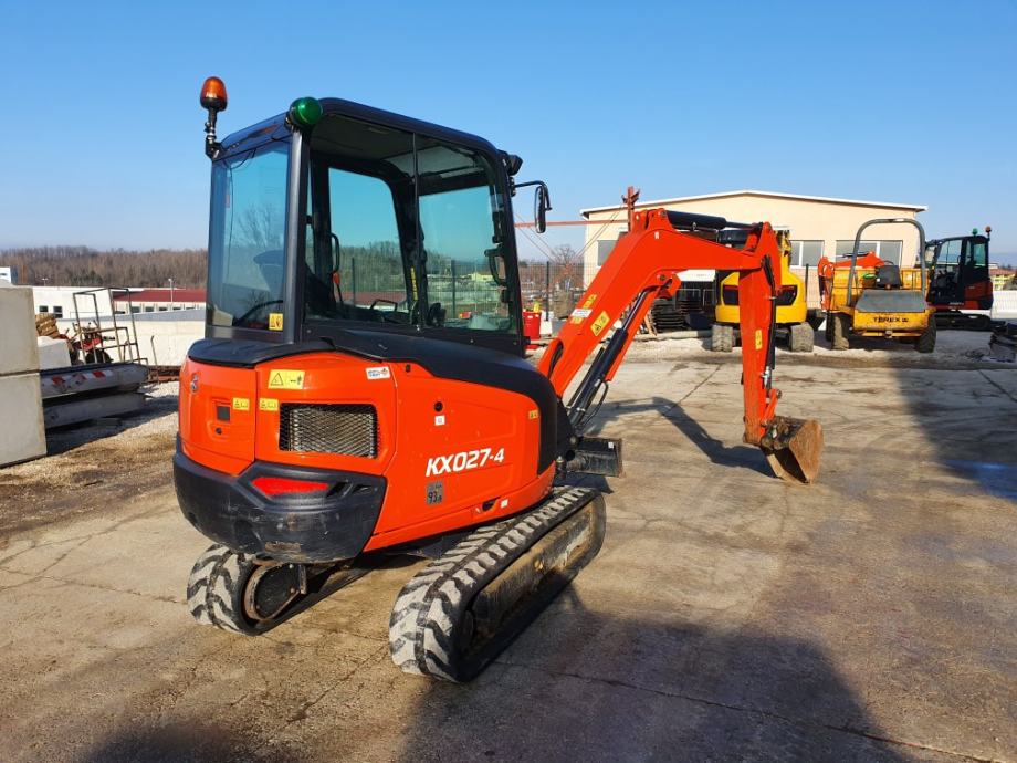 KUBOTA KX027-4 ODLIČNO STANJE 570 SATI