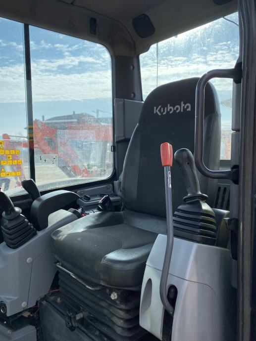 Kubota KX057 -4, hidraulična spojka. 2 korpe