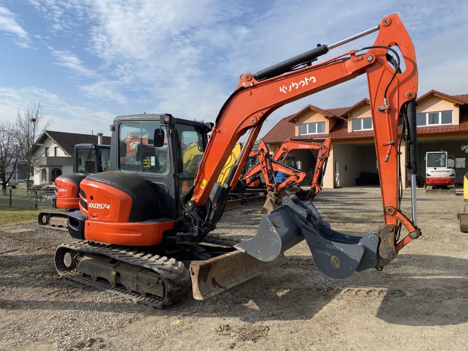 Kubota KX057 -4, hidraulična spojka. 2 korpe