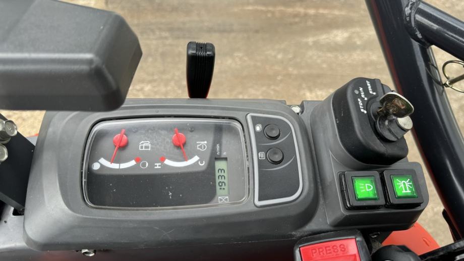 KUBOTA U17-3A - 3X BUCKETS - 370 RADNIH SATI