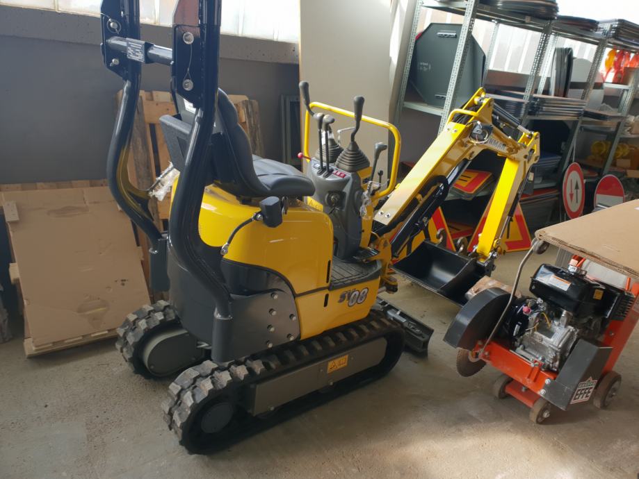 MIKRO BAGER YANMAR SW08