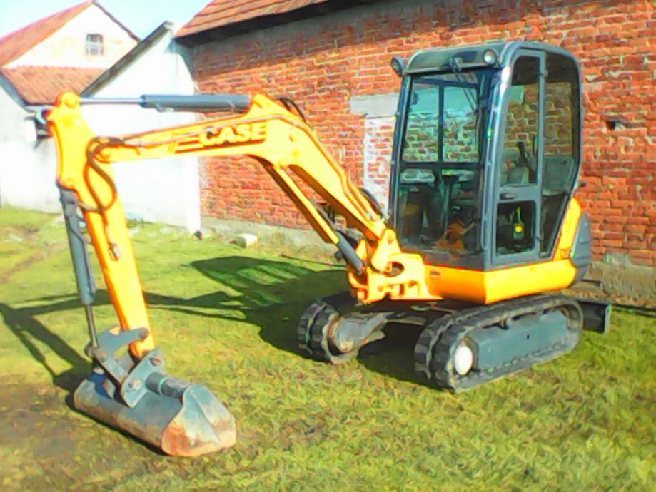 mini bager case cx 28