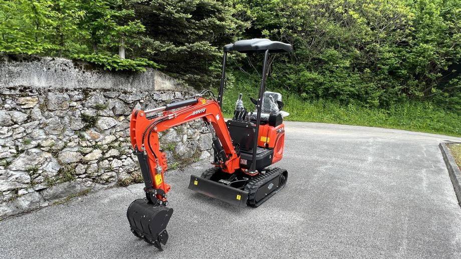 Mini Bager goseničar NTS 1.3-PRO JOYISTIK Lomljiva ruka...