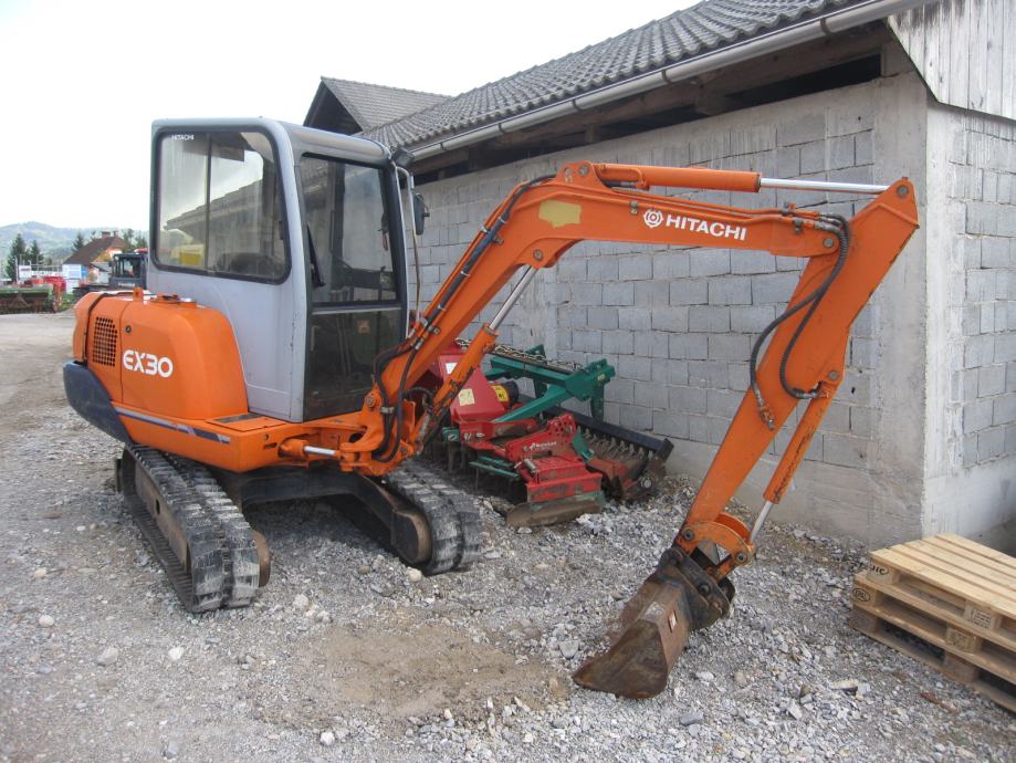 Mini bager Hitachi EX 30