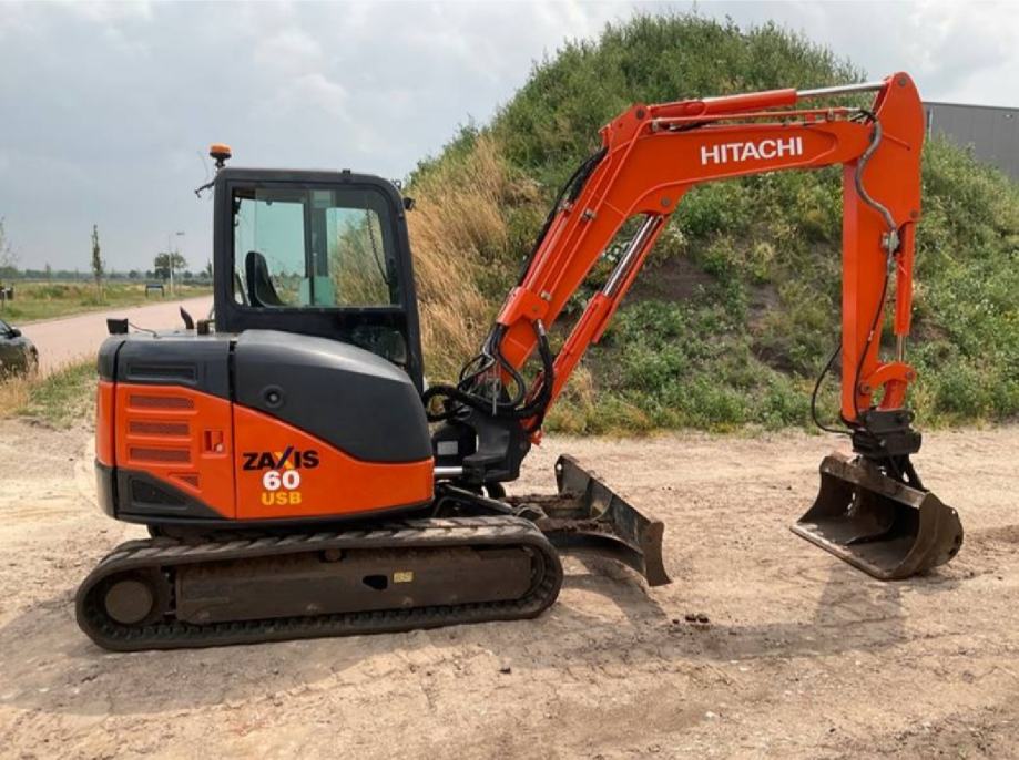 Mini bager Hitachi