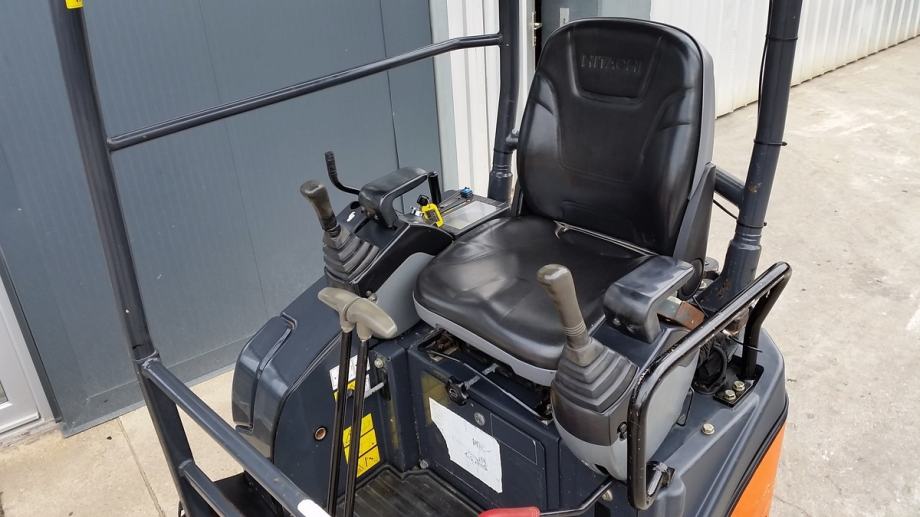 Mini bager HITACHI ZX17U-2 CLR