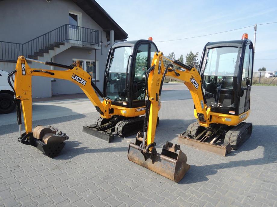 Mini bager JCB 8018 NOVI MODEL, 2015.