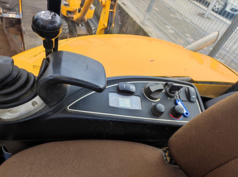 MINI BAGER JCB 8045 #2014.GODINA# #3400 RADNIH SATI#