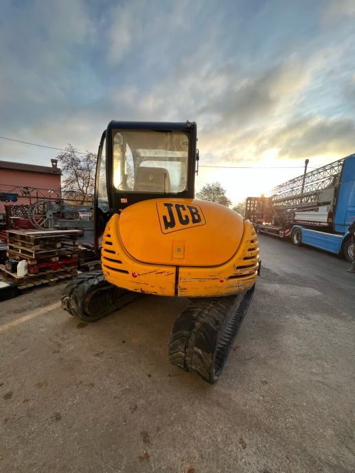 MINI BAGER JCB 8052