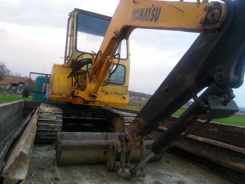 mini bager komatsu 3.5t i mercedes 1117