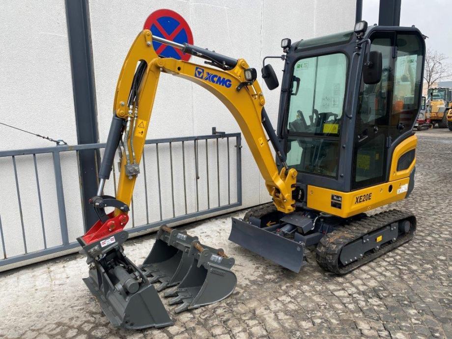 NOVI MINI BAGER XCMG 2 t