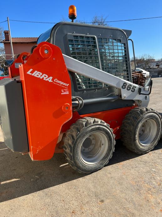 Mini BOBCAT LIBRA