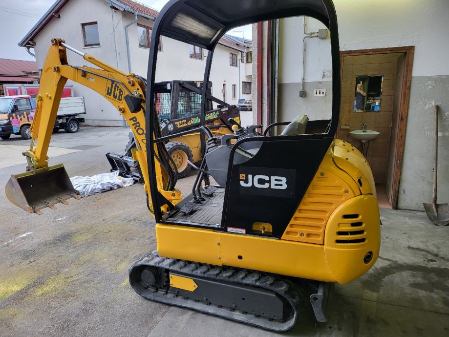 minibager jcb 8015 3 korpe+čekić 11500 eu