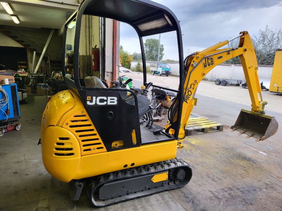 minibager jcb 8015 3 korpe+čekić 11500 eu