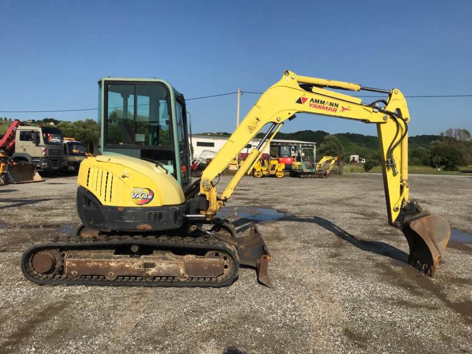 Minibager Yanmar Vio 45 s iskopnom korpom, duple instalacije...