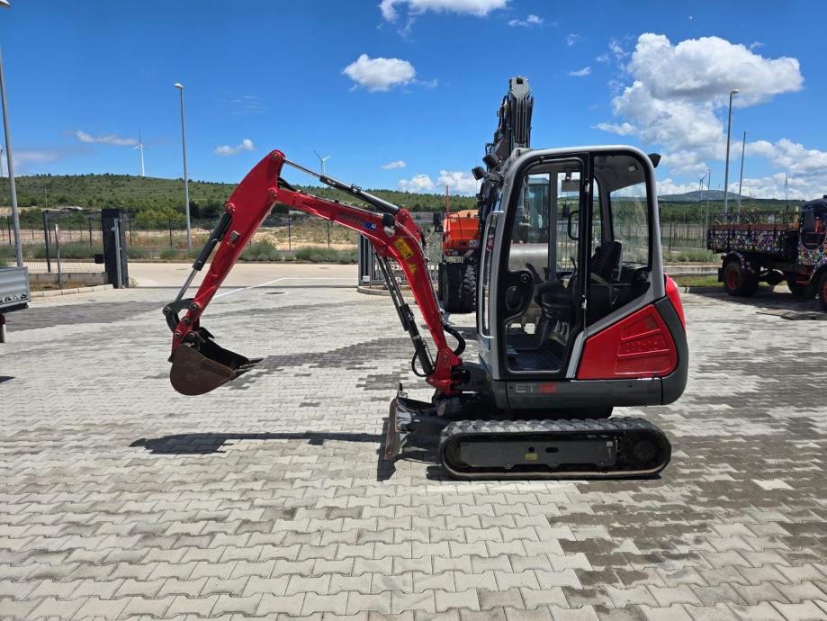 Neuson ET18 **2015god** 1270 r/s**