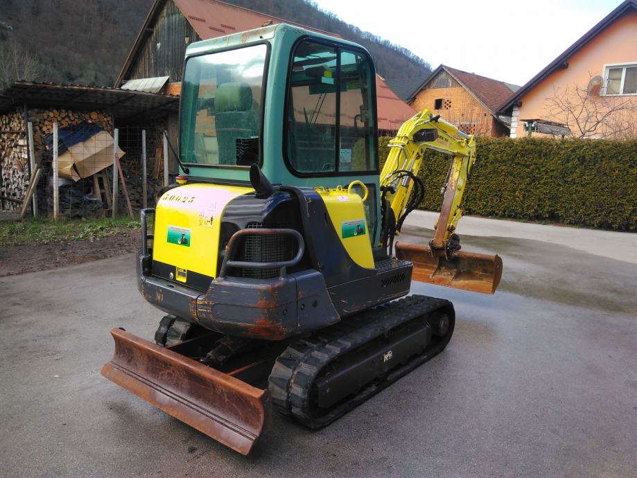 PRODAM MINI BAGER YANMAR B25, G.2007
