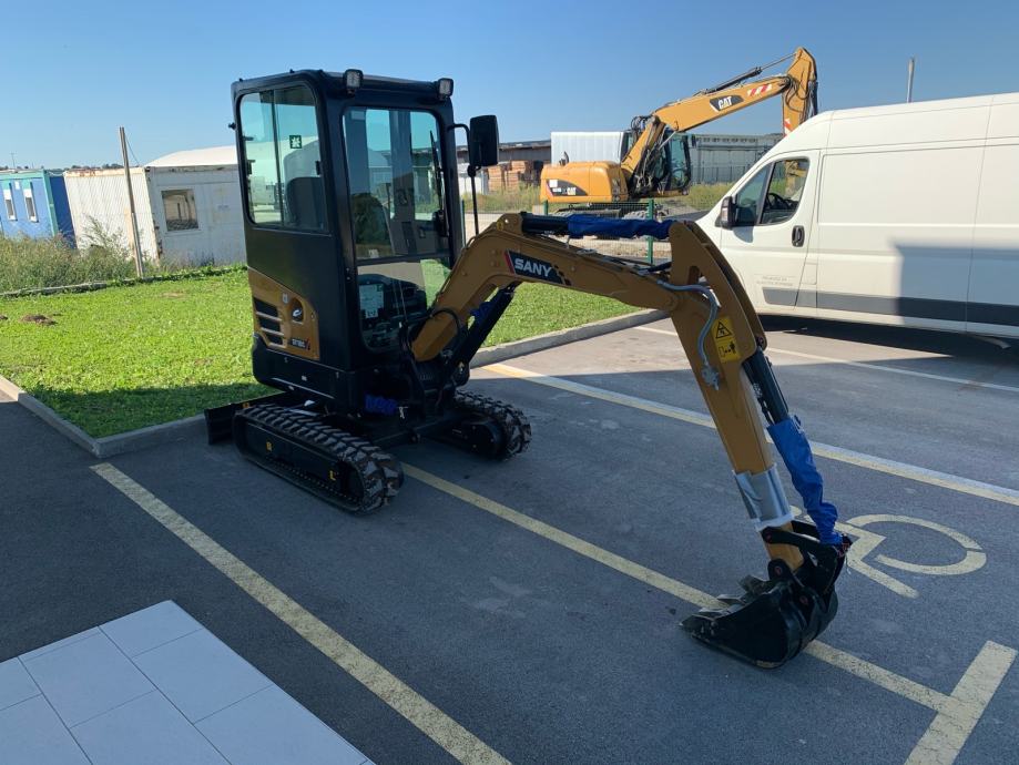 Sany SY18