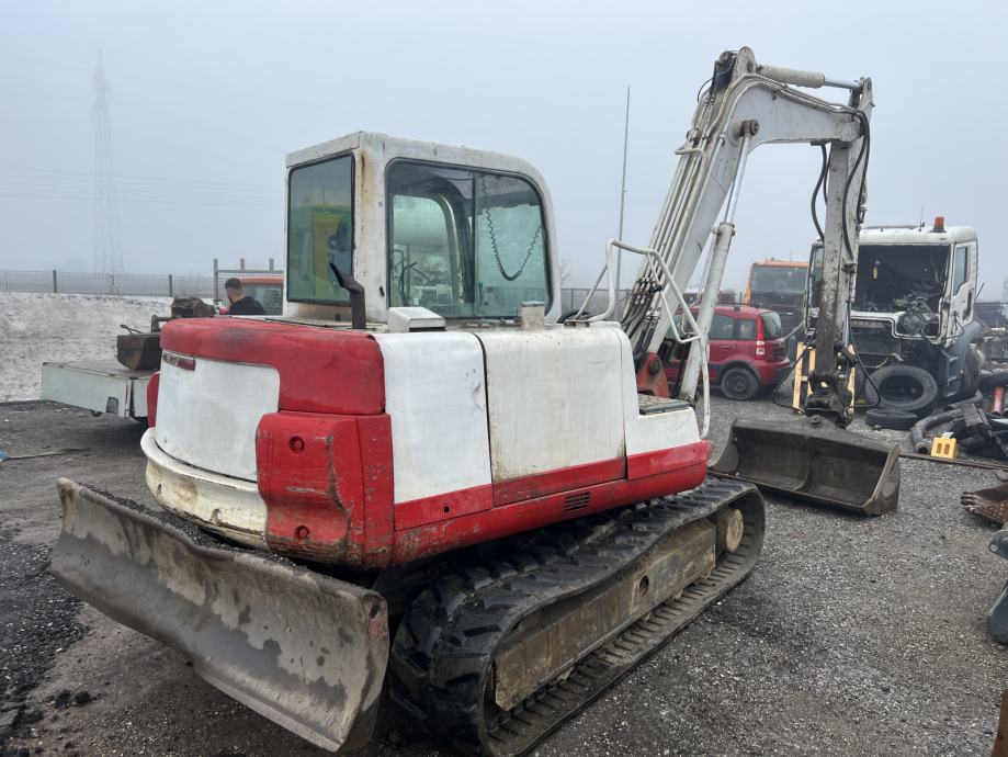TAKEUCHI TB 070