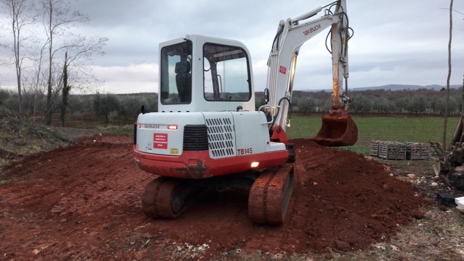 TAKEUCHI TB 145