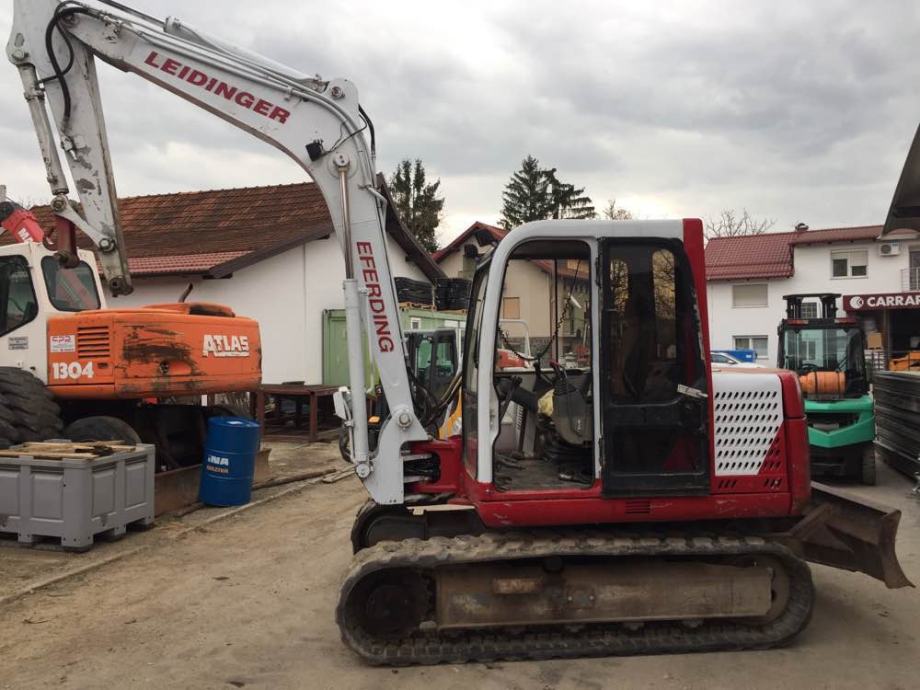 Takeuchi TB070