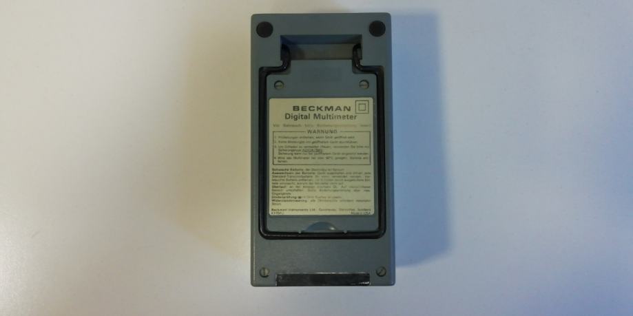 Beckman Industrial 3020 Multimetar